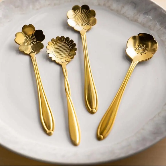 VivaTerra | Accents | Goldplated Flower Spoons Set Of 4 | Poshmark